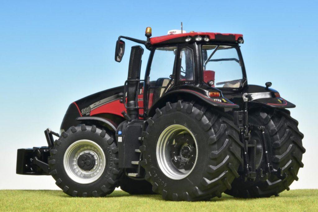Case IH Magnum 380 CVX - NAMAC en Auto in Miniatuur - NAMAC en AIM