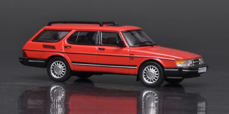 Safari - NAMAC en Auto in Miniatuur - NAMAC en AIM