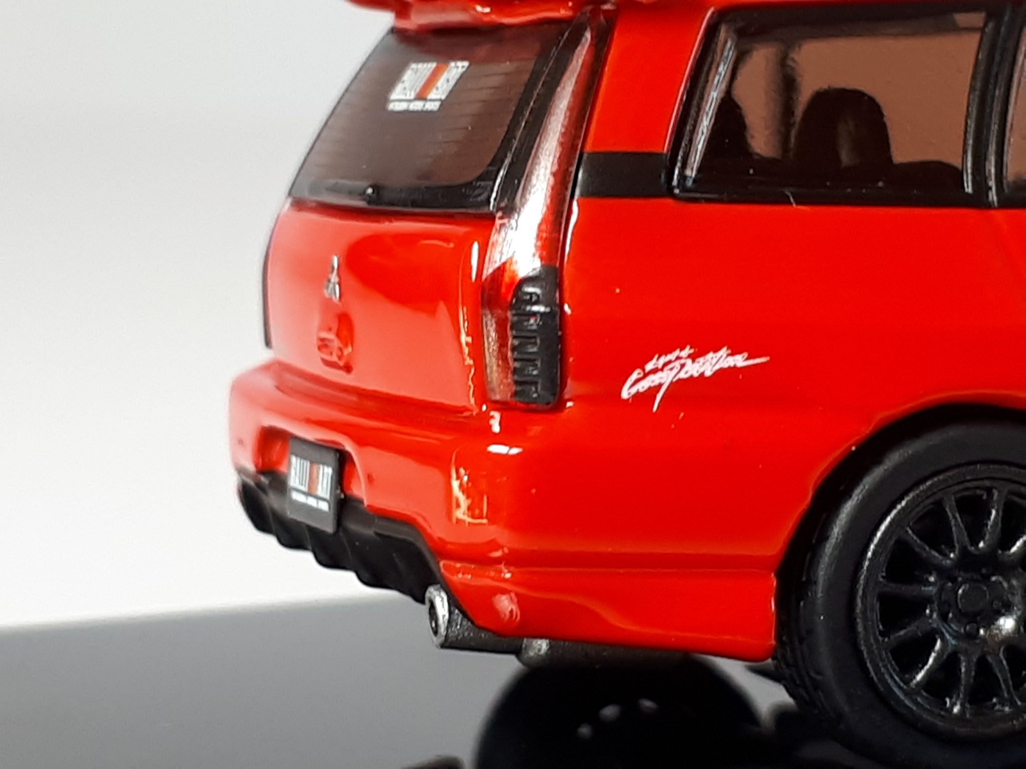 Inno64 presenteert Mitsubishi Lancer Evolution Wagon – NAMAC en Auto in ...