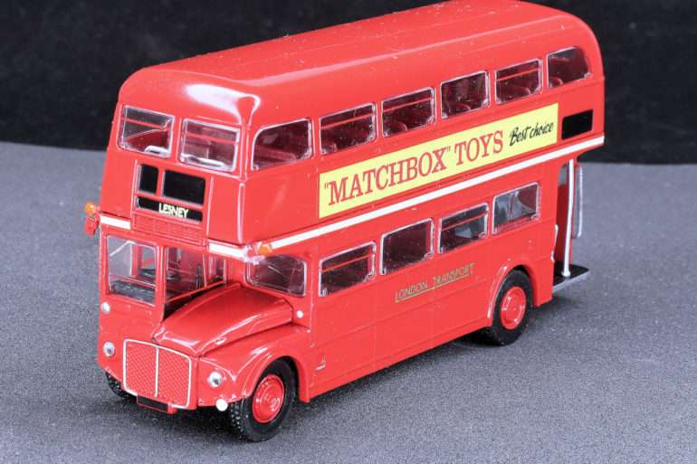 Matchbox? - NAMAC & Auto in miniatuur - 1:87