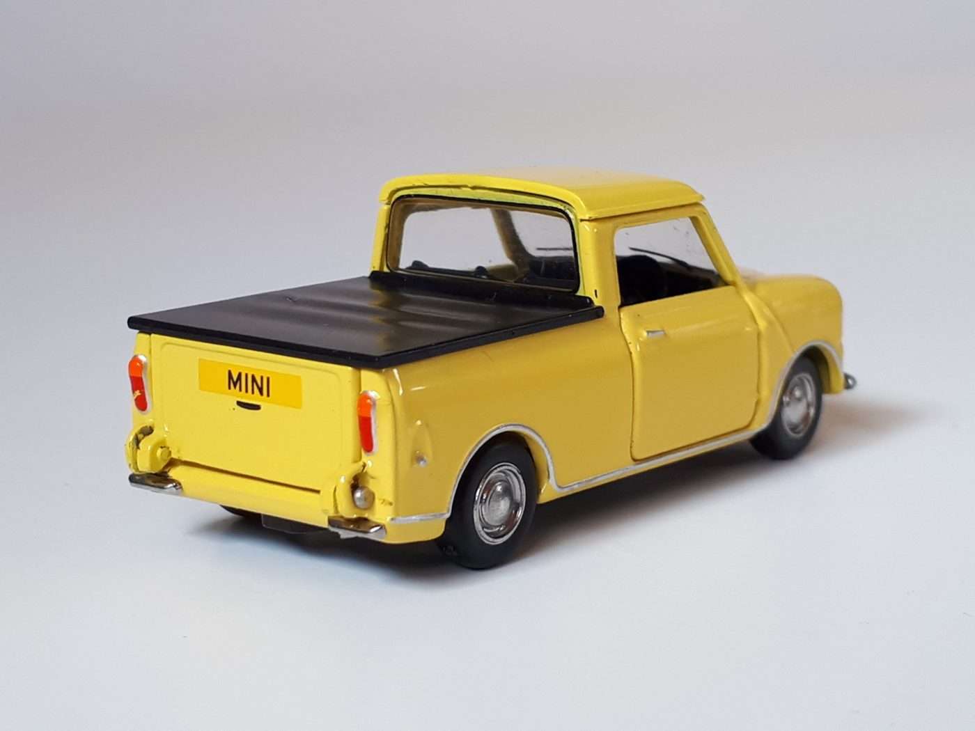 Nieuwe variant voor Mini van Tiny - NAMAC & Auto in miniatuur - 1:87